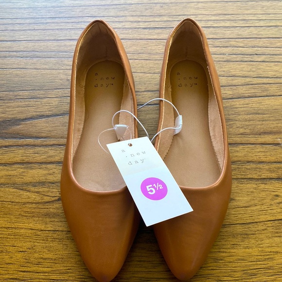 a new day | Shoes | Tan Flats | Poshmark